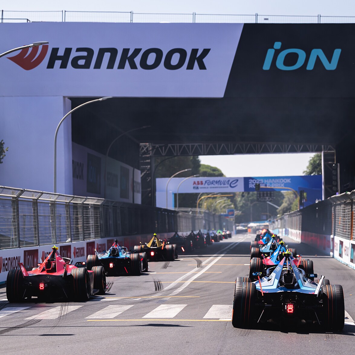 Hankook Middle East & Africa | Tires for EV, Passenger Cars, SUVs and more